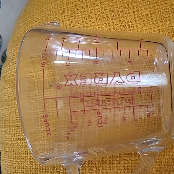 Pyrex | Kitchen | Vintage Pyrex Glass Measuring Cup | Poshmark